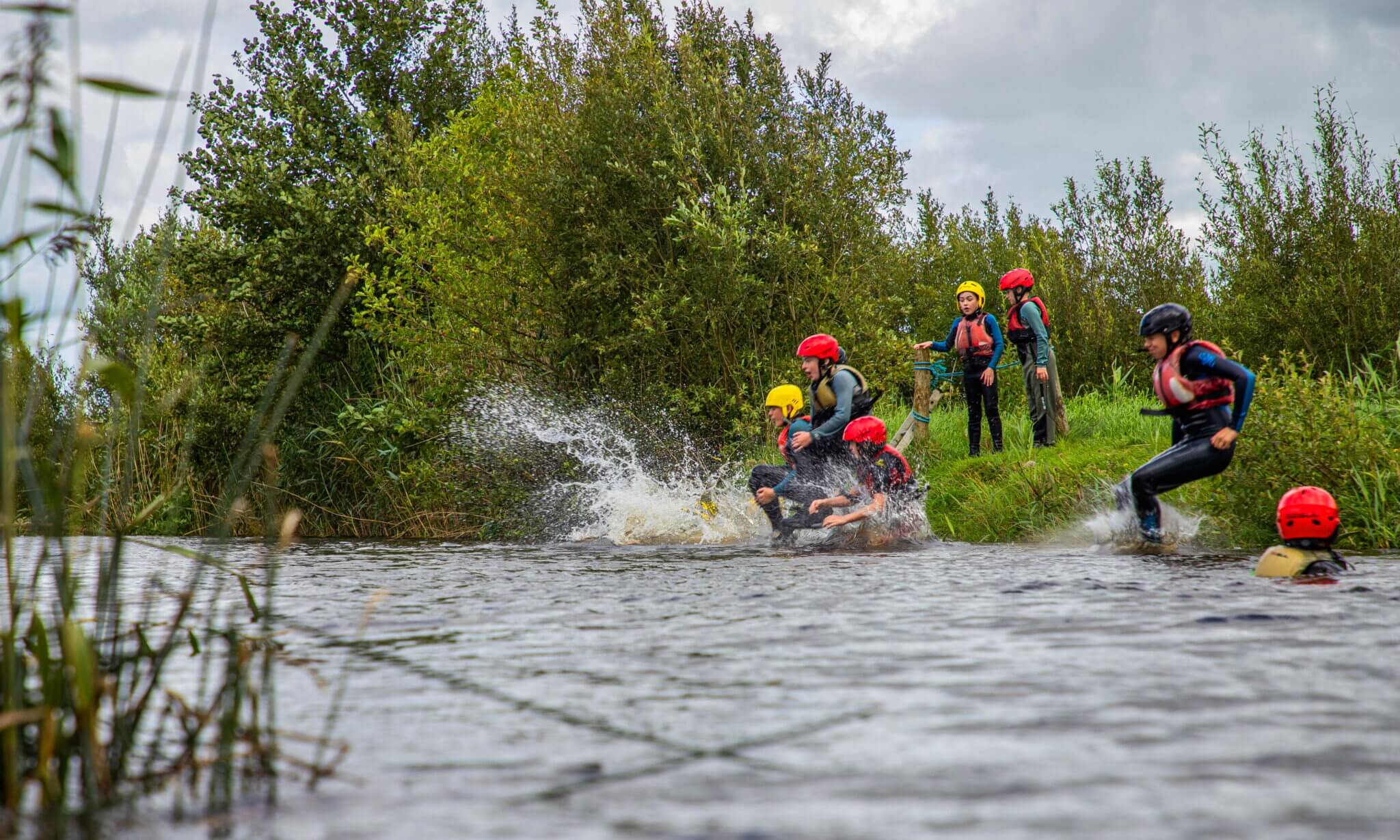 Pier Jumping - Shannon River Adventure Centre